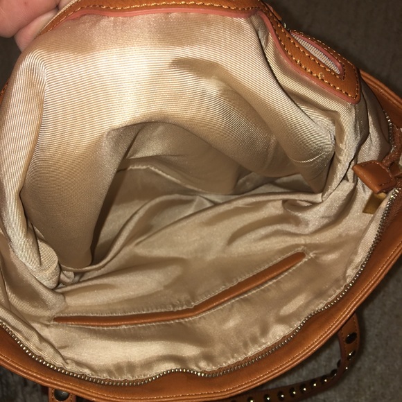 Izzy & Ali | Bags | Izzy Ali Tan Leather Tote Shopper Bag | Poshmark